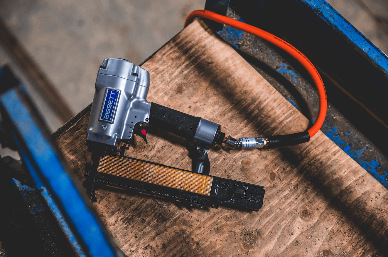 Medium Crown Stapler 7 16 Bissett Fasteners